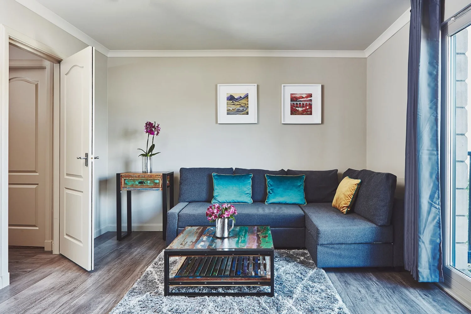 Apartments — The Garrison Hotel & Apartments
