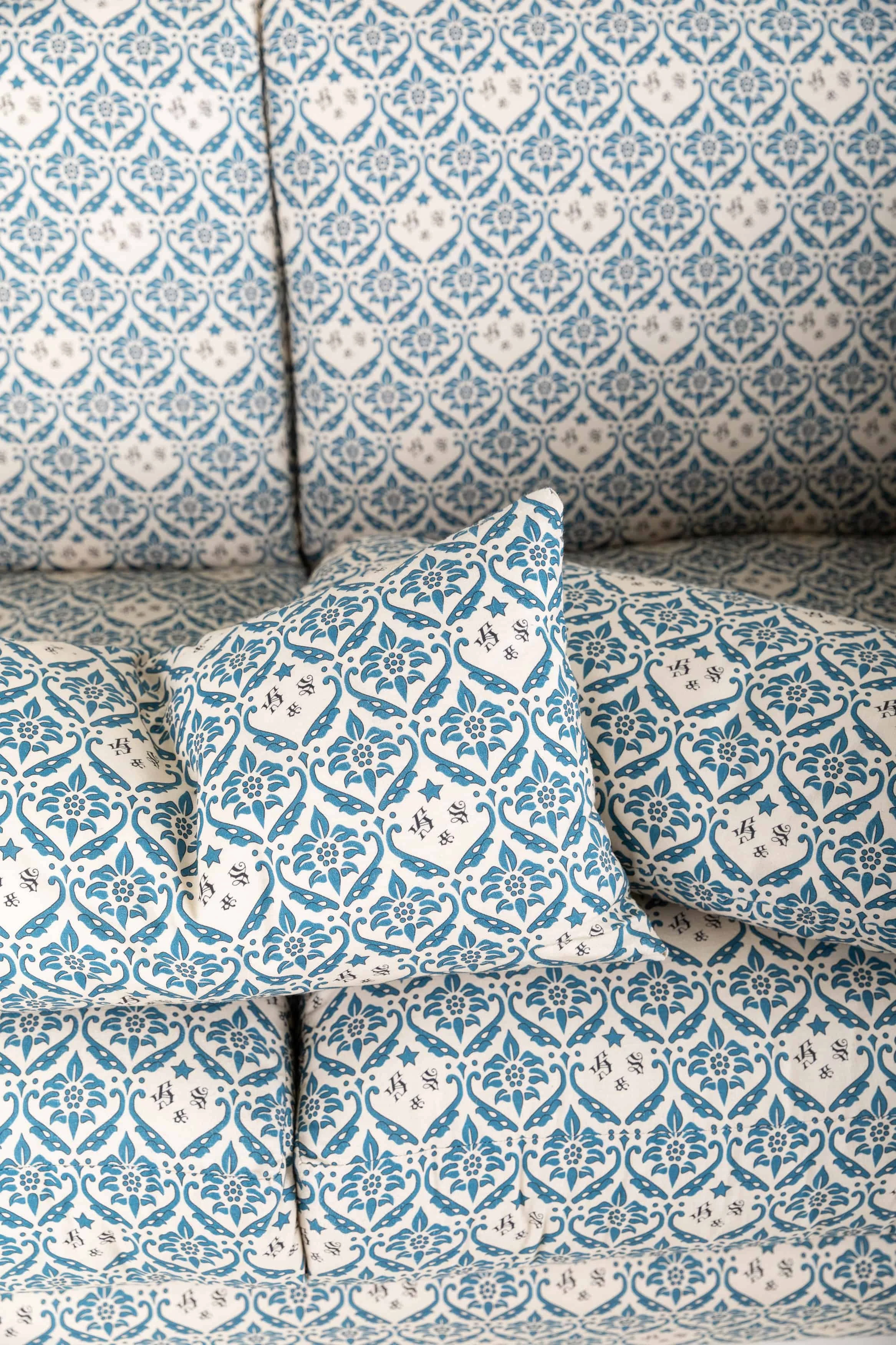 Howard & Sons Castellane Sofa — Antiques Workshop | Exceptional Vintage ...