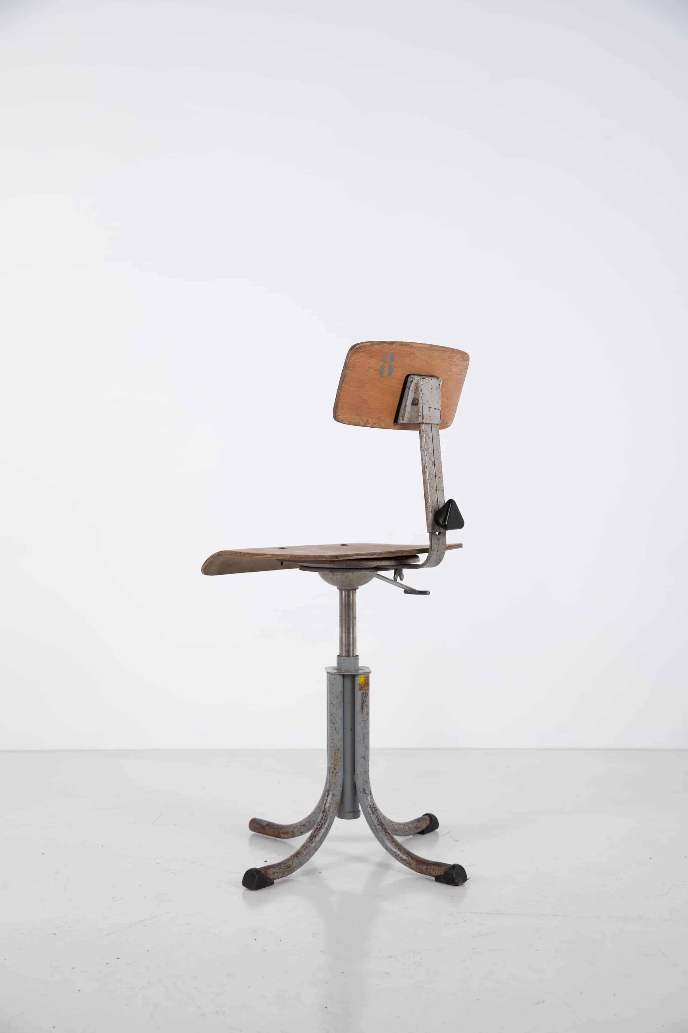 French Industrial 'BAO' Factory Chair — Antiques Workshop | Exceptional ...