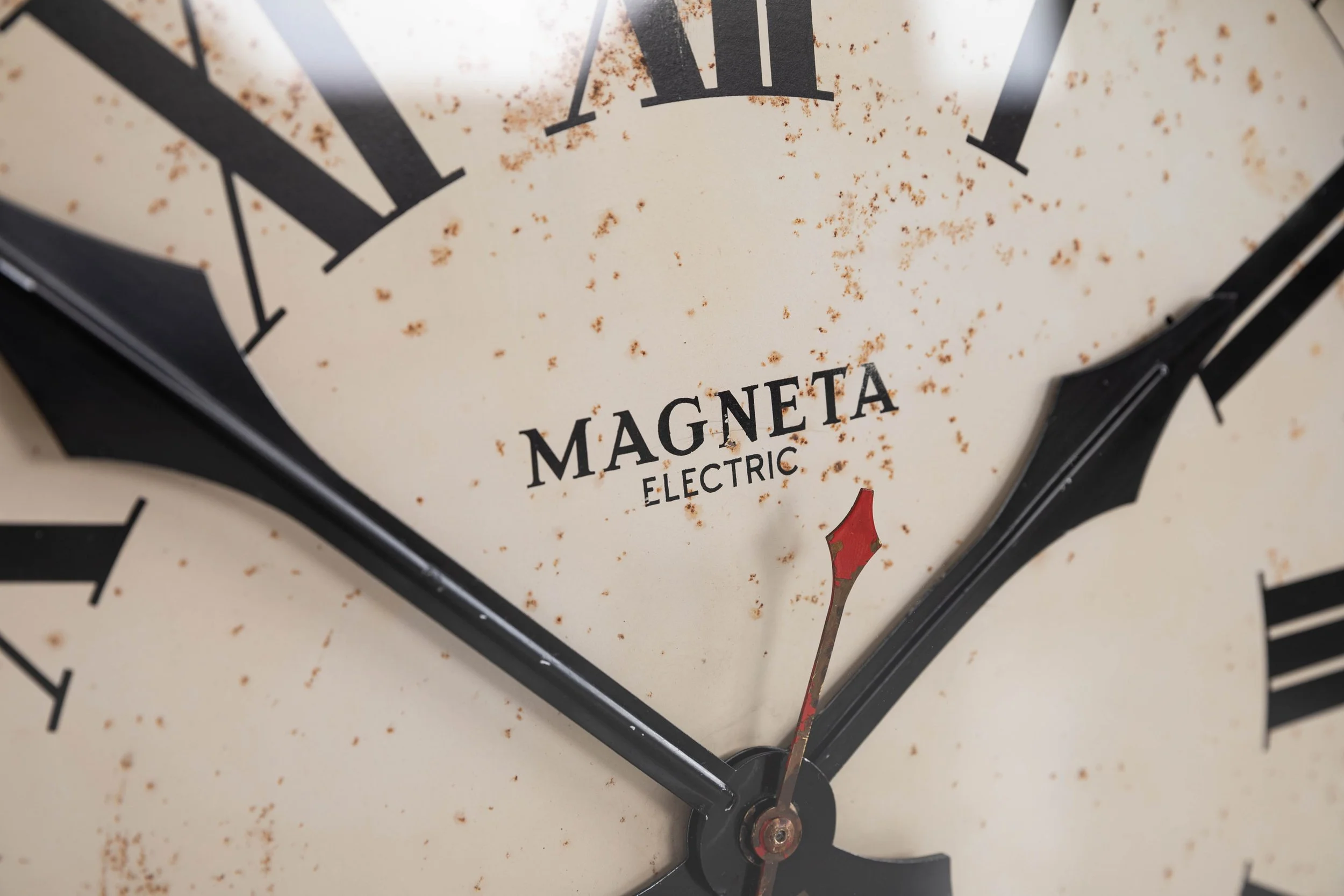 18" Magneta Electric Wall Clock — Antiques Workshop | Exceptional ...