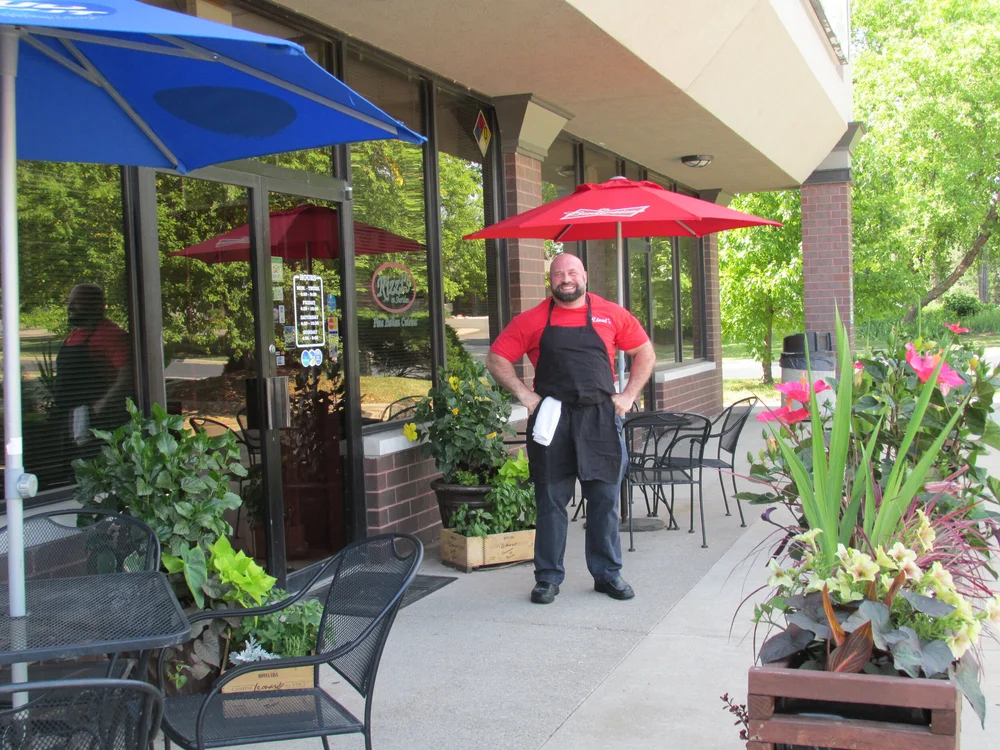 RIZZI'S ITALIAN RESTAURANT