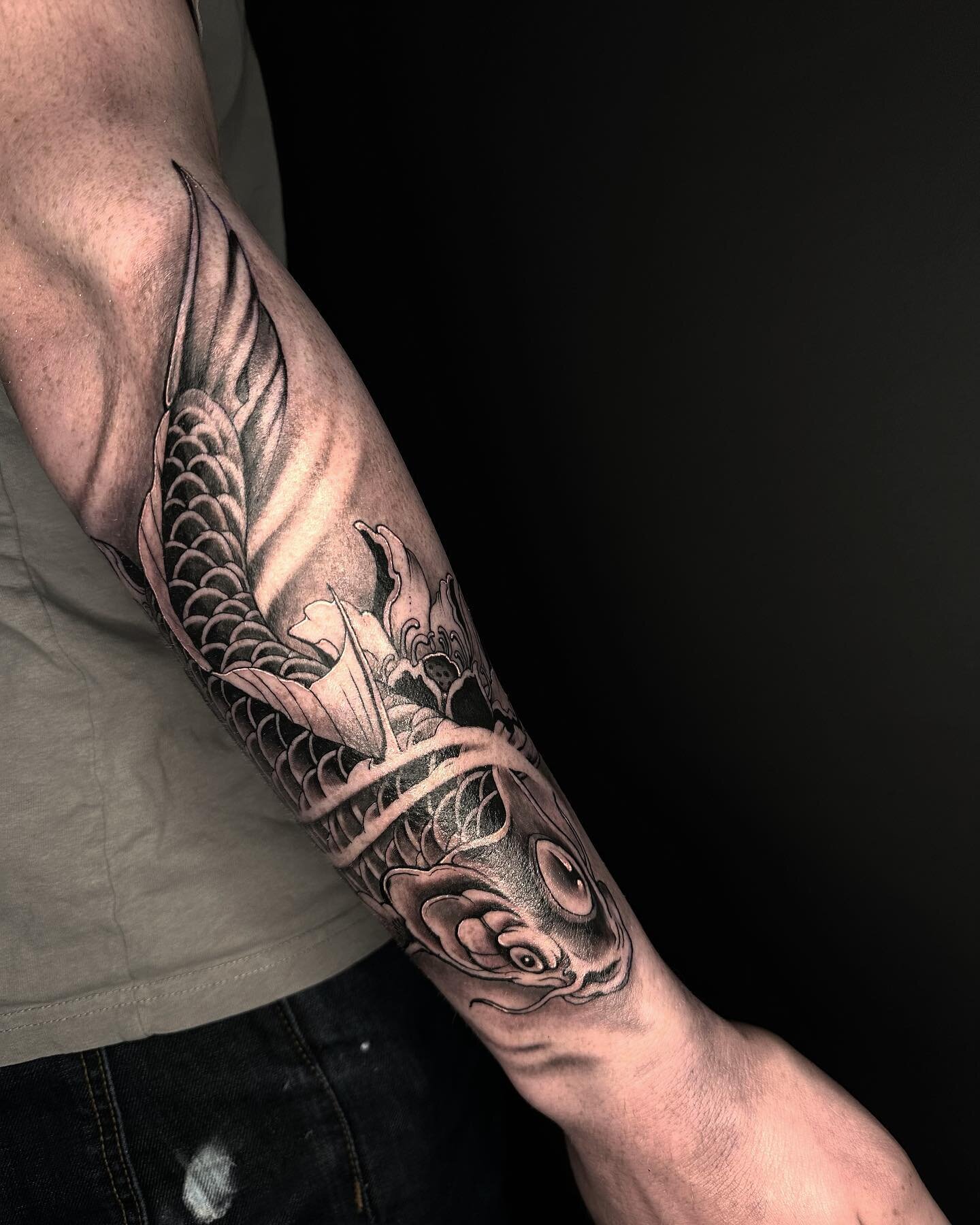 Linear Tattoo
