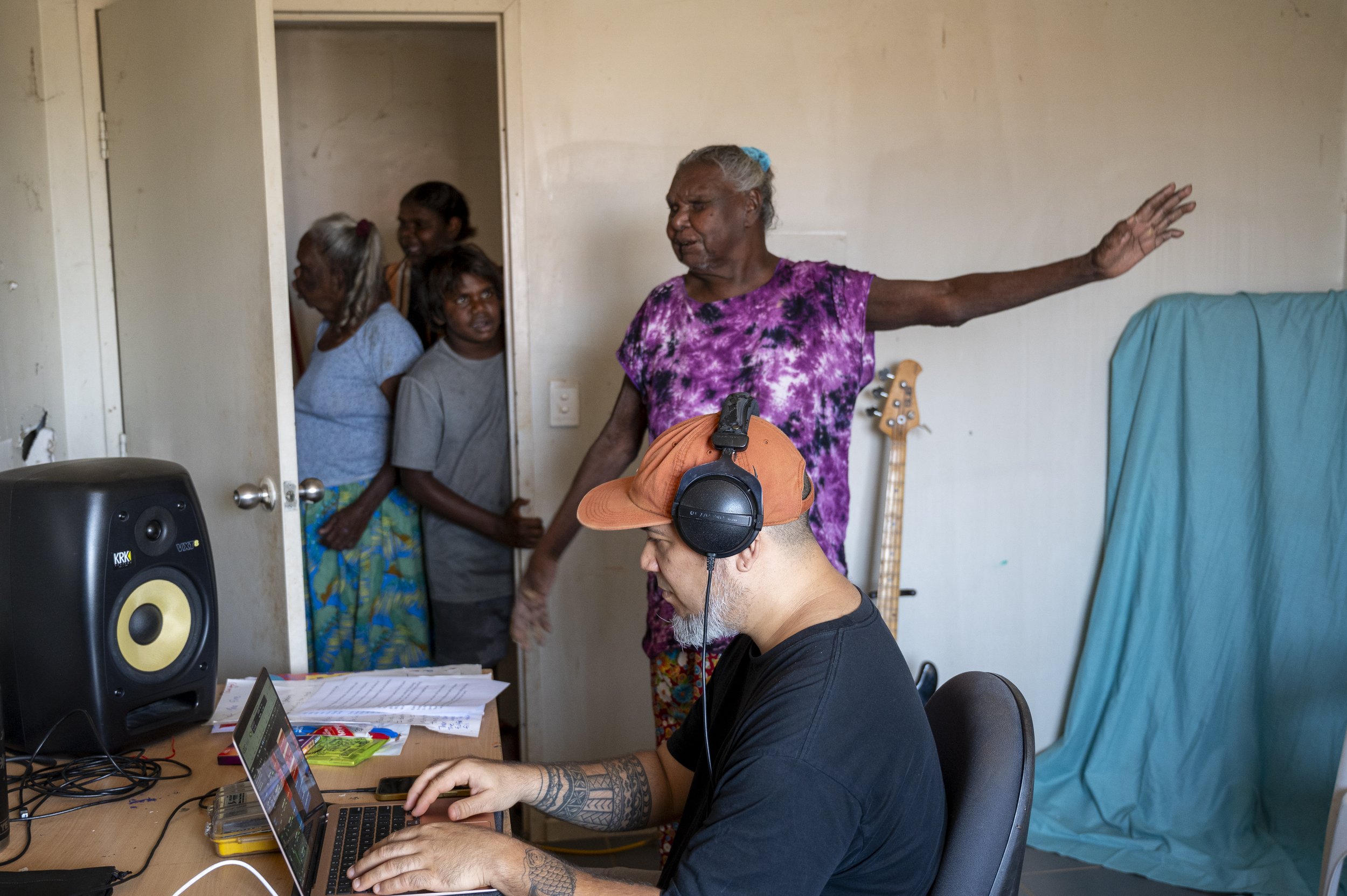 "MUSIC CAN HELP SAVE OUR LANGUAGES": SHELLIE MORRIS — Ngaarda Media