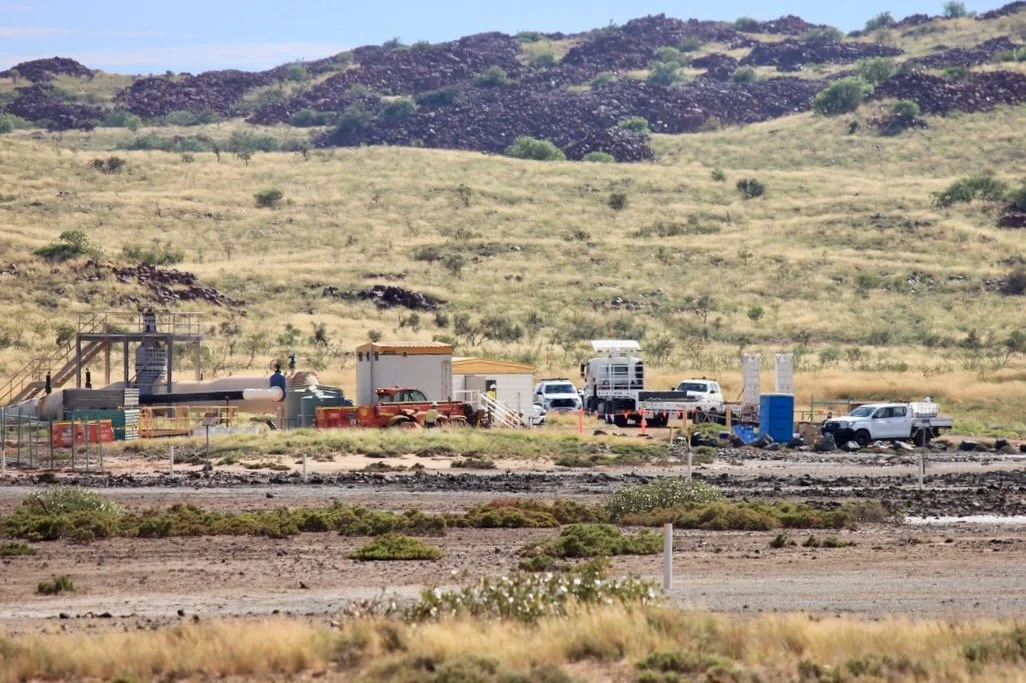 SEE THE PHOTOS SIEZED BY POLICE OF PERDAMAN MOVING MURUJUGA ROCK ART ...