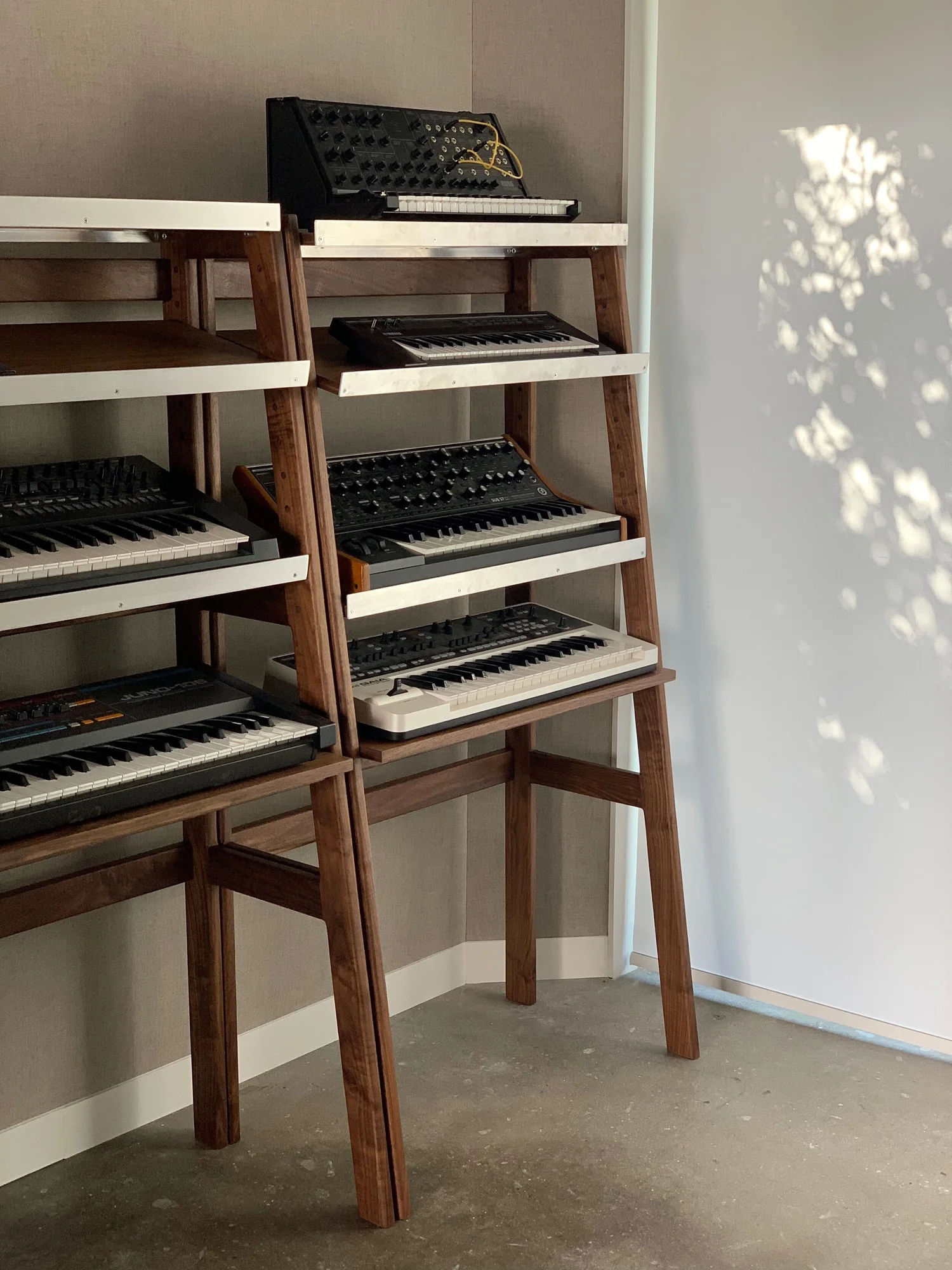 Keyboard Stations NEW! — Christgau Design