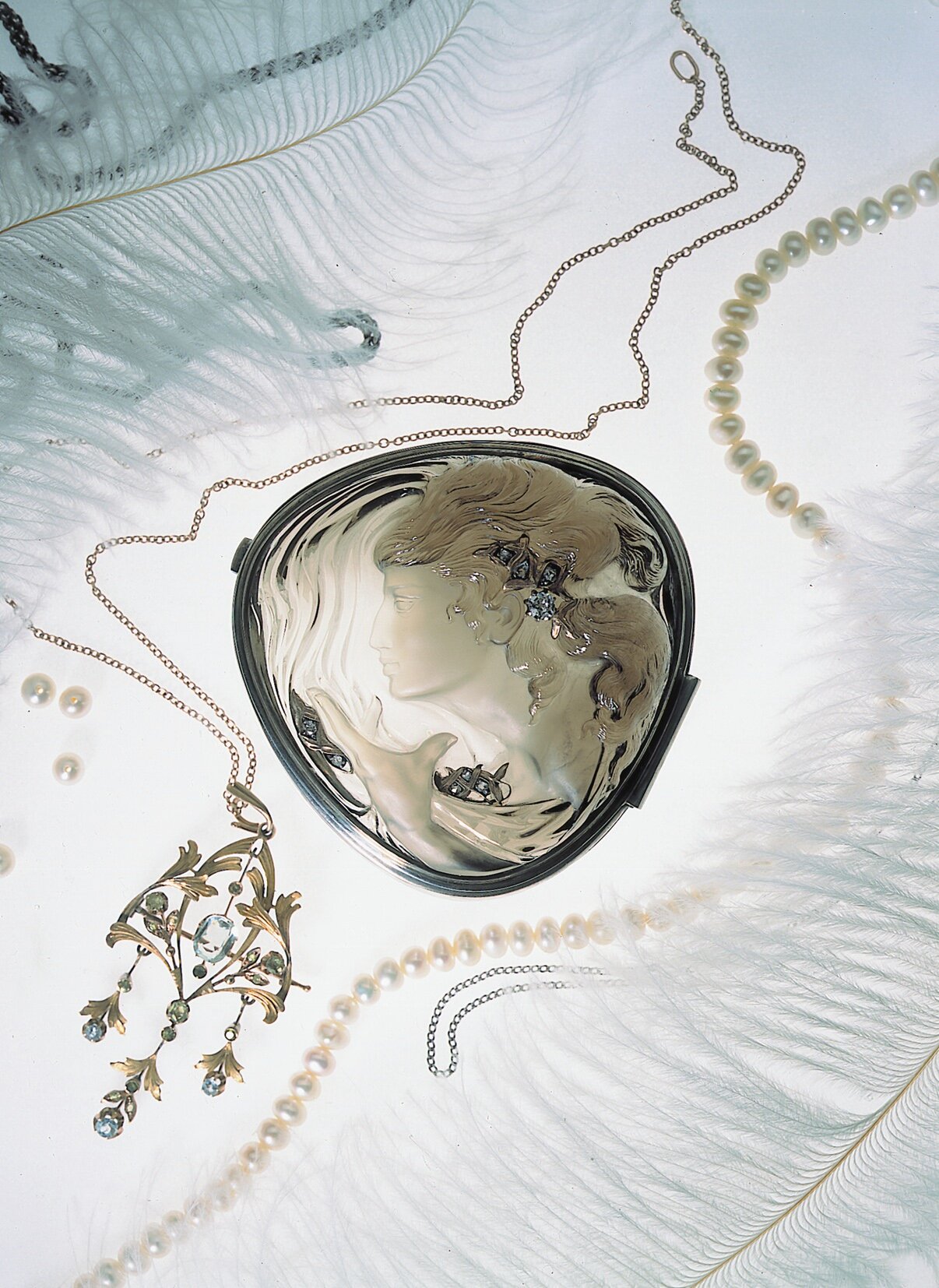 Gemstone carving — Gems & Carvings