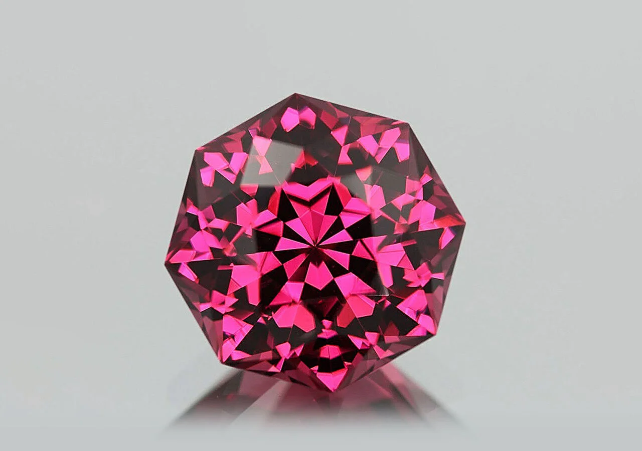 Garnet 2 Design — Gems & Carvings