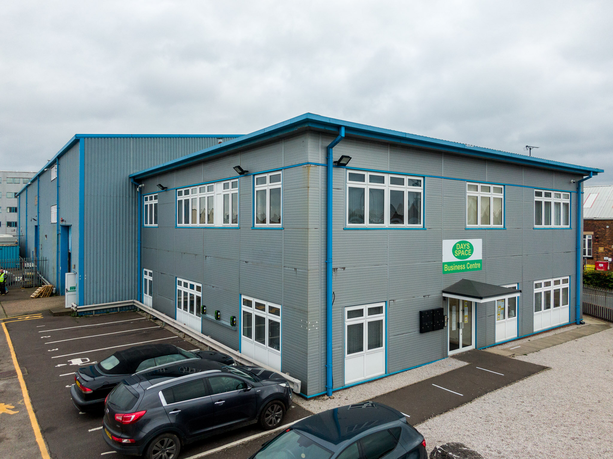 DAYSSPACE BUSINESS CENTRE & LOGISTICS CENTRE — DAYSSPACE