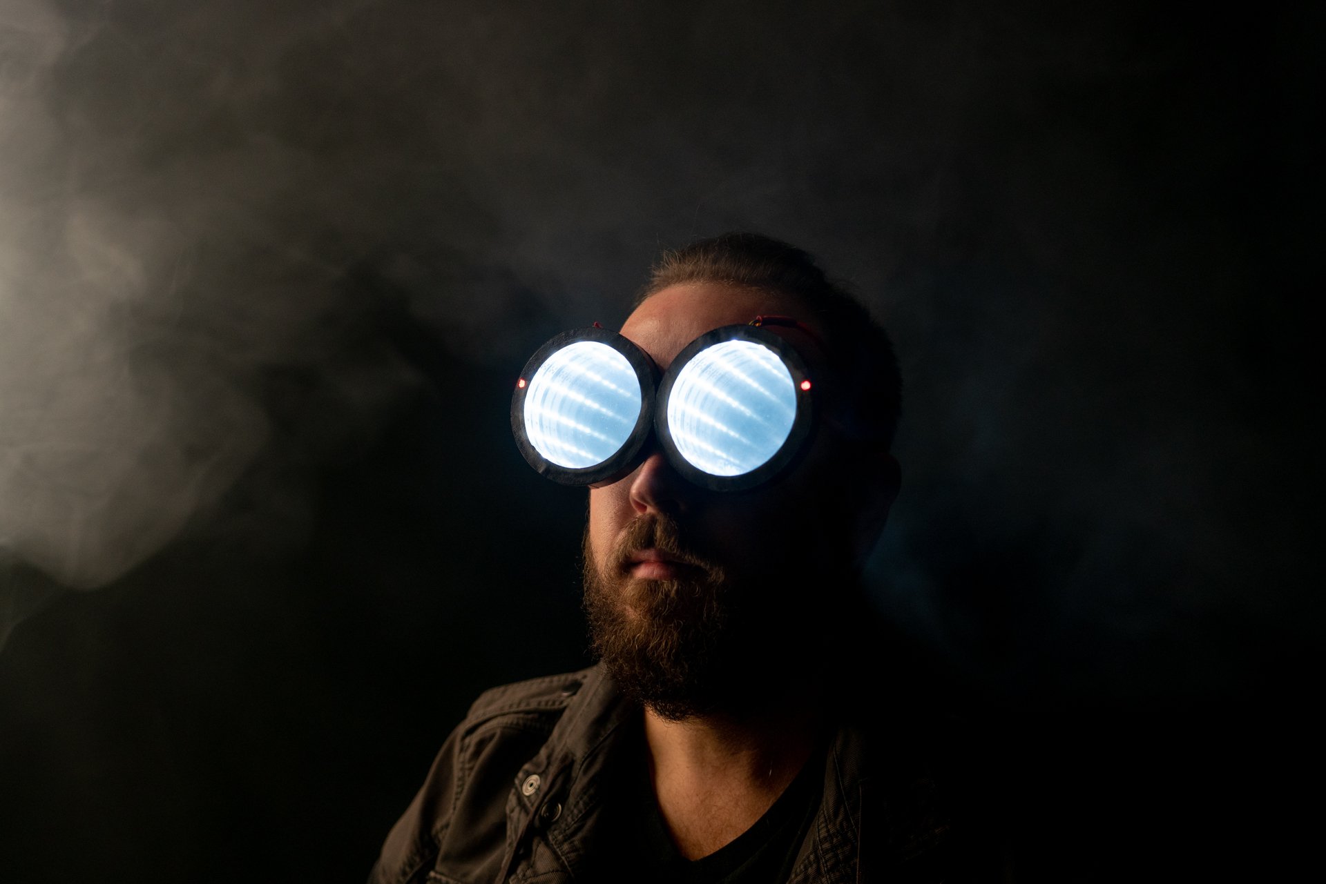 About — Geoff Robertson