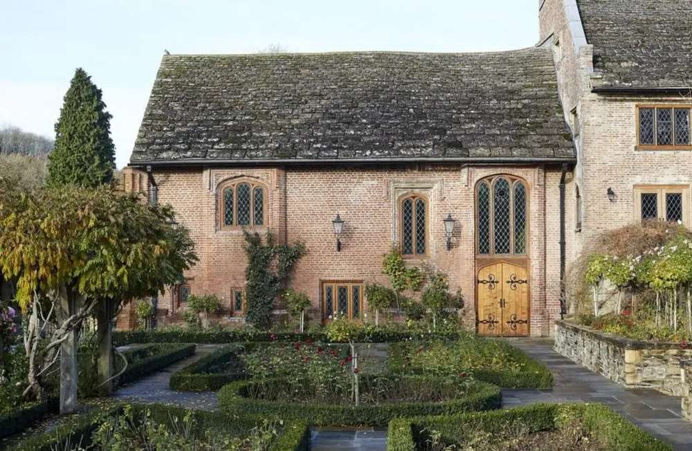 What did Tudor Queen Catherine Howard look like? — RoyaltyNow