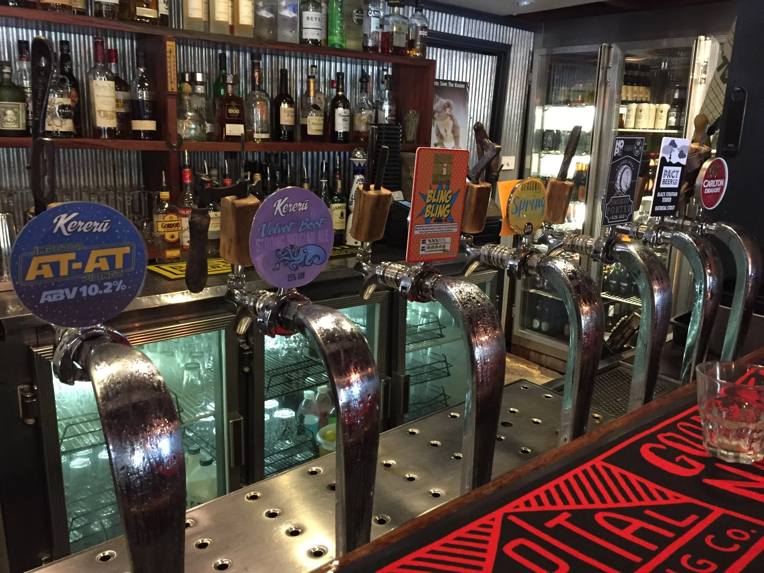 The Old Canberra Inn - Wine, Beer Tap List and Food and Function Menus ...