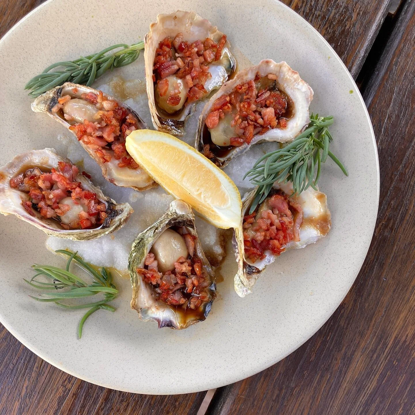 The Old Canberra Inn - Wine, Beer Tap List and Food and Function Menus ...