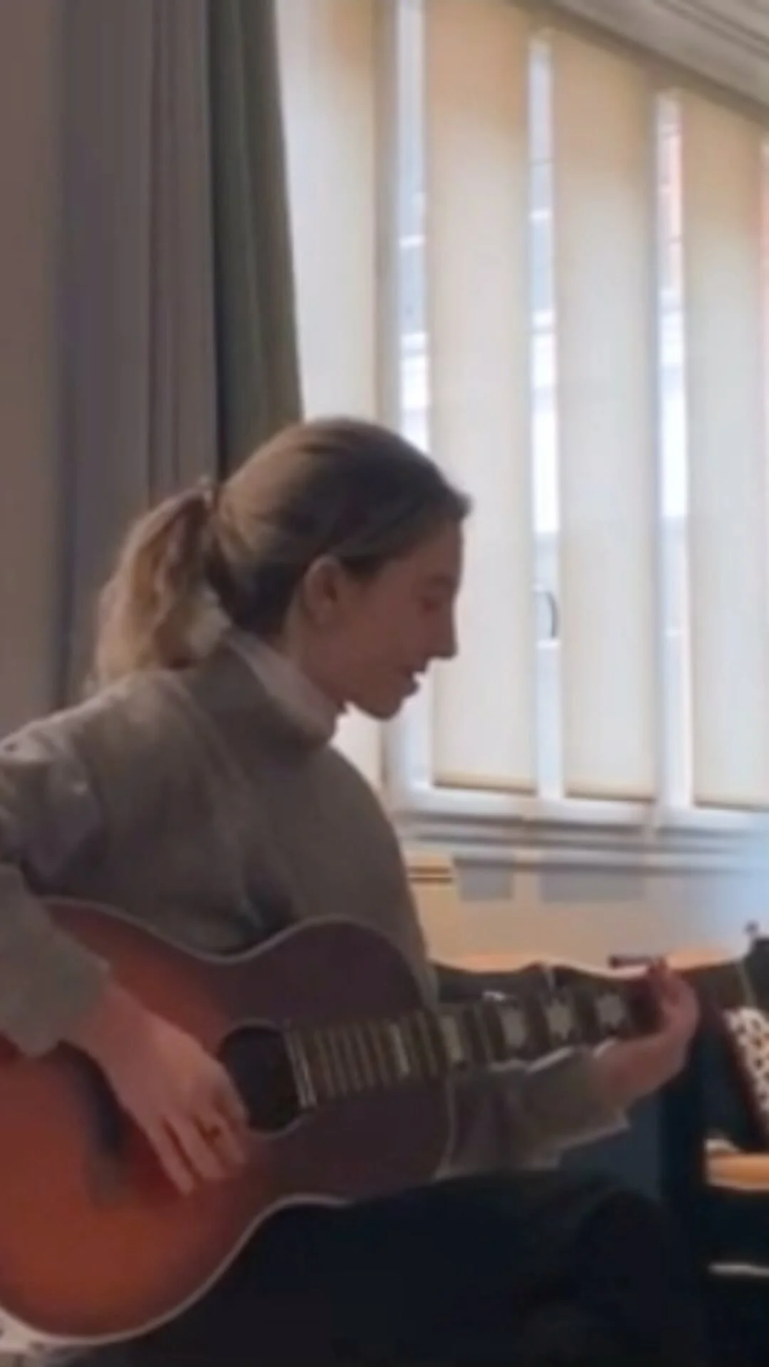 About — daphne gale