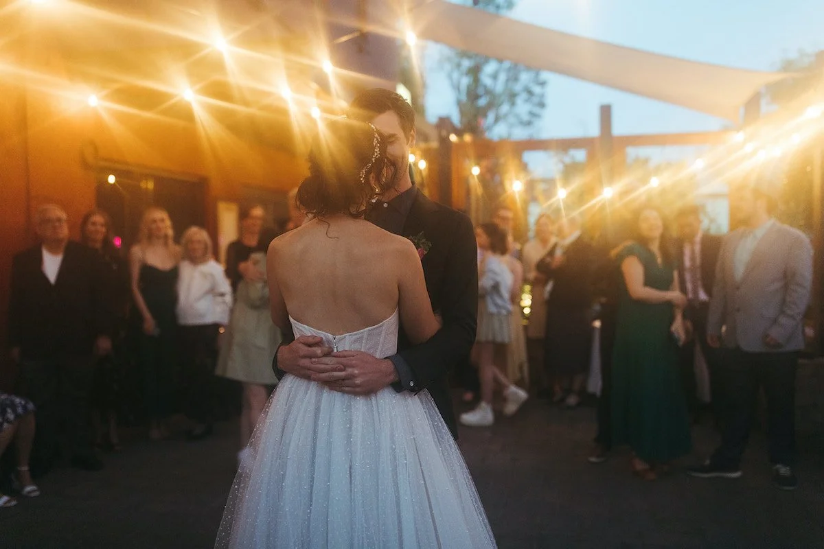 Colorful Wedding Flowers for an Intimate Portland Wedding | Caroline ...