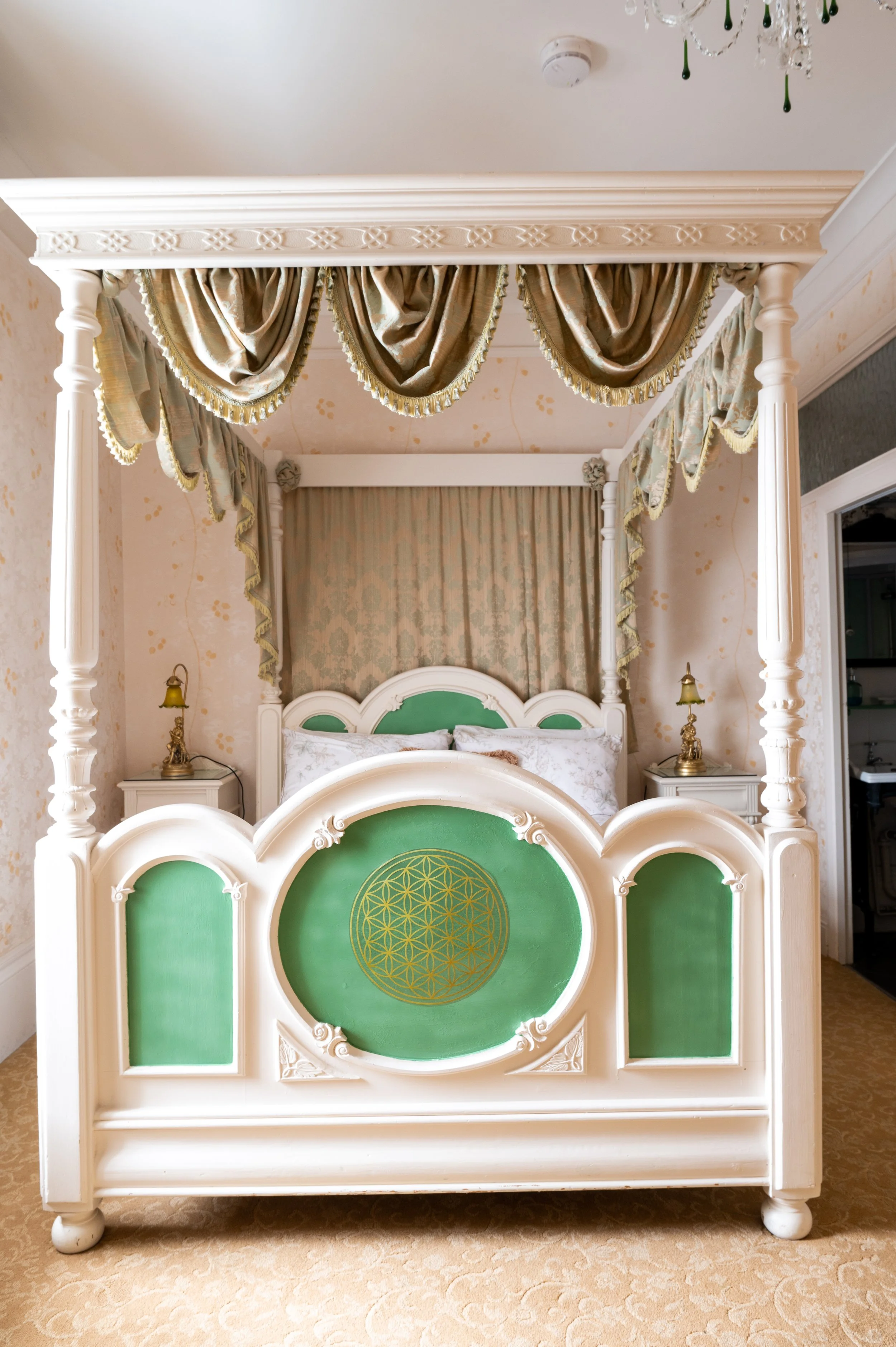 Visit Enchanted Manor — The Enchanted Realm