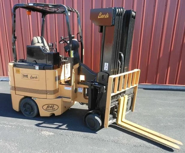 Forklifts — Delta Materials Handling, Inc.