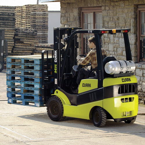 Clark Yard Forklift — Delta Materials Handling, Inc.