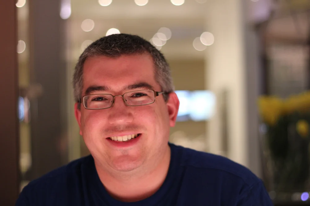 About Us — Warren Elsmore