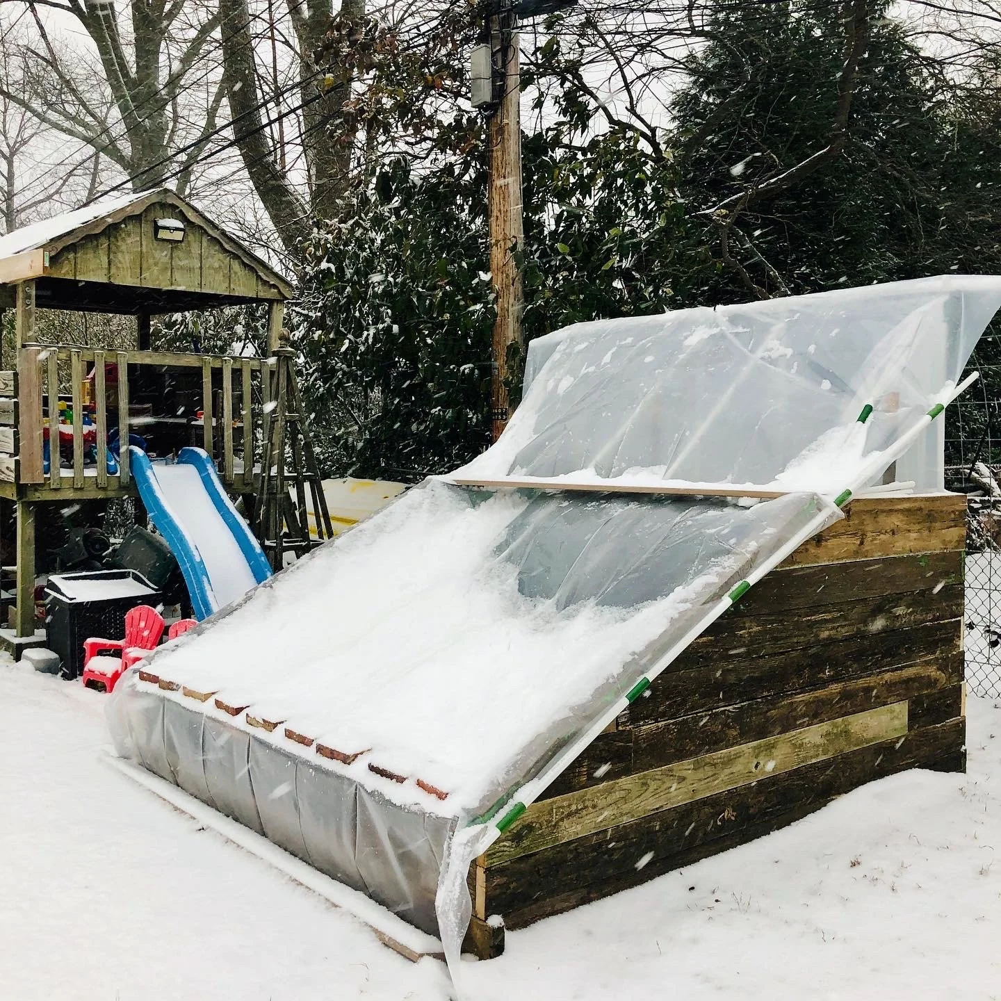 How to Extend Your Garden’s Growing Season Year-Round — Sowing in Suburbia