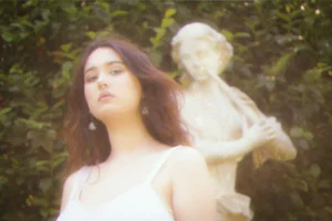 Kiera Lyons EPK — Crazy Magic Media