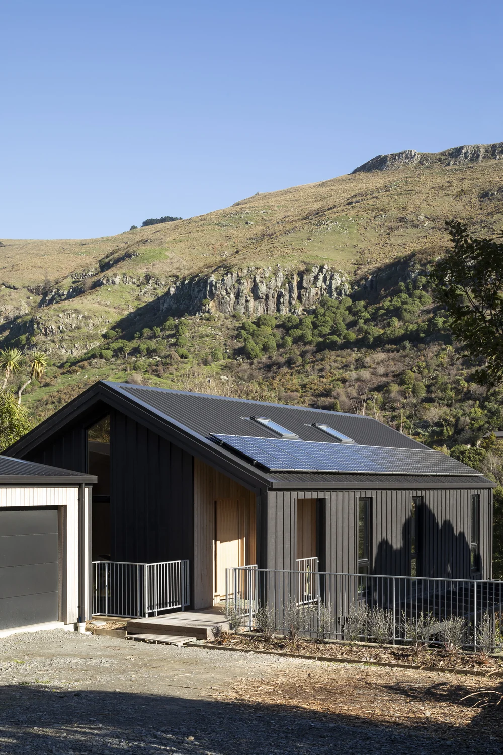 Sumner House — Meta