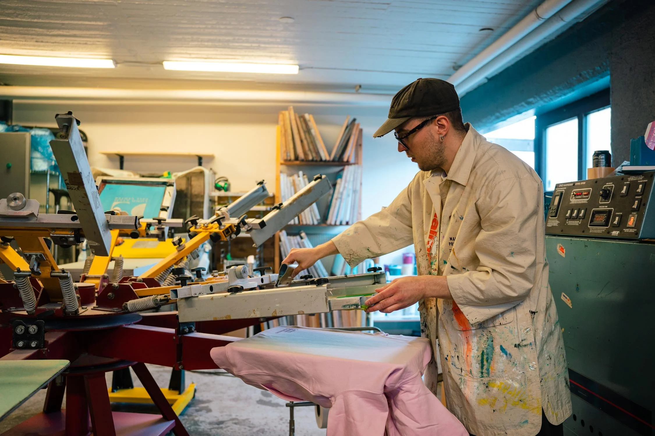 How are screen printing screens made? — Malmö Printing Co.