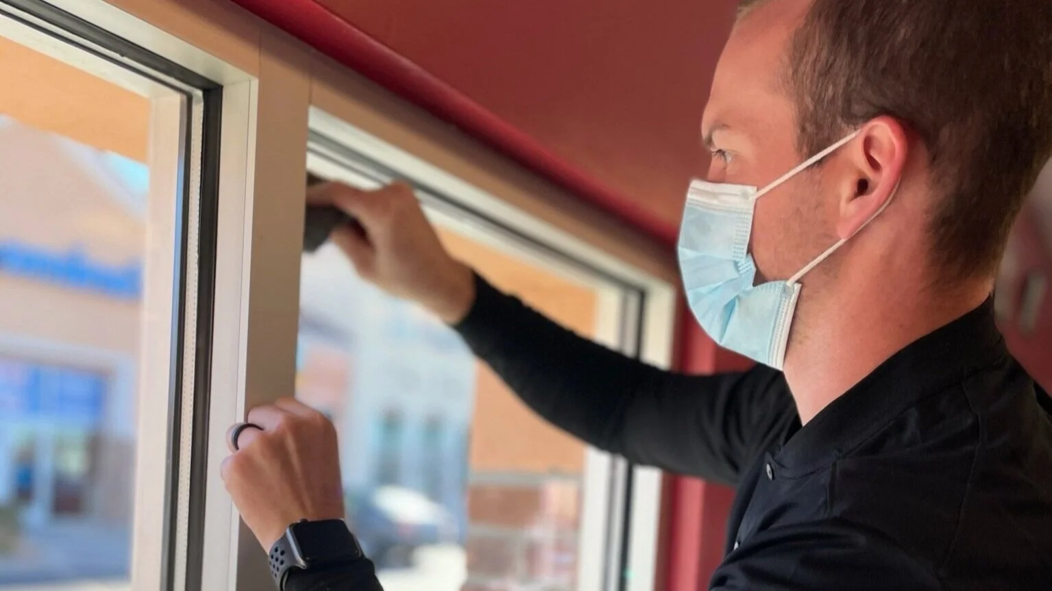 How to Get Paint Off Windows | Purilly — Purilly Window Services