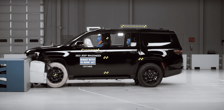 The Safest Family SUVs | What IIHS Crash Tests Mean For Families — The ...