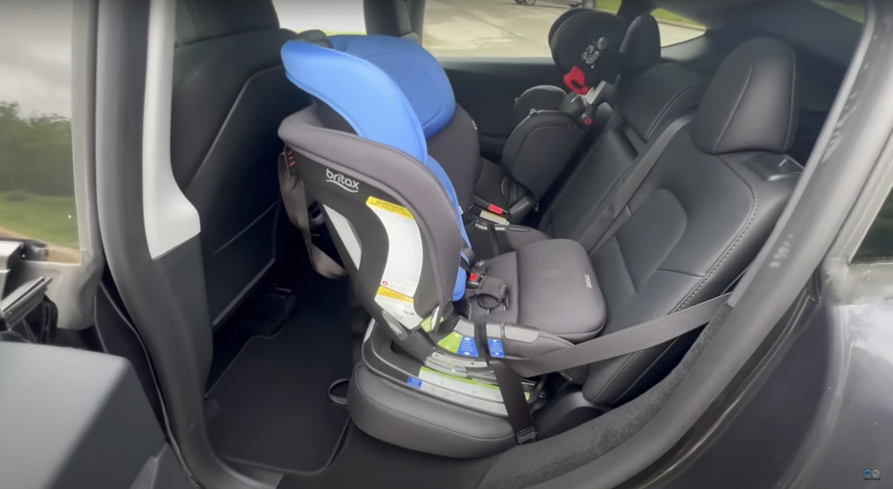 2024 Tesla Model Y Review — The Car Mom | Car Reviews & Car Buying Tips ...