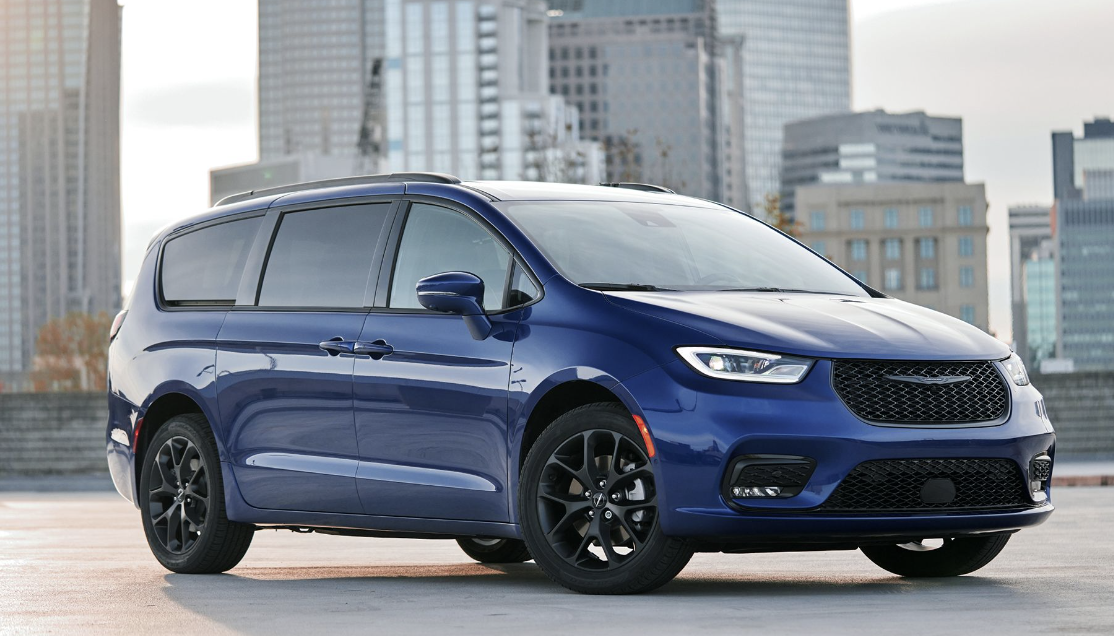 Minivans with Stow and Go Seating — The Car Mom | Car Reviews & Car ...