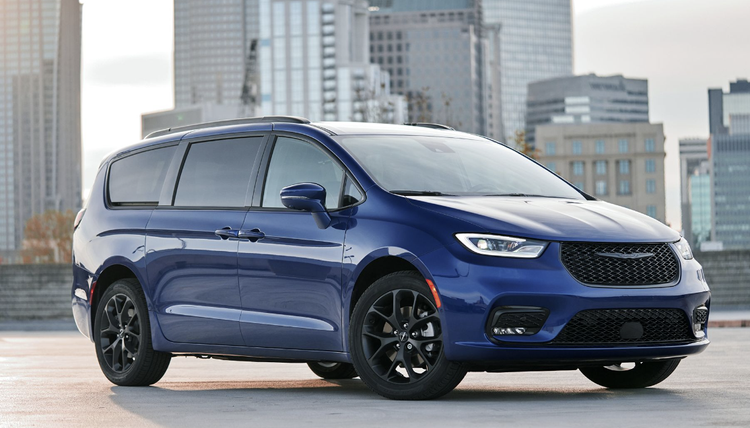 Minivans with Stow and Go Seating — The Car Mom | Car Reviews & Car ...