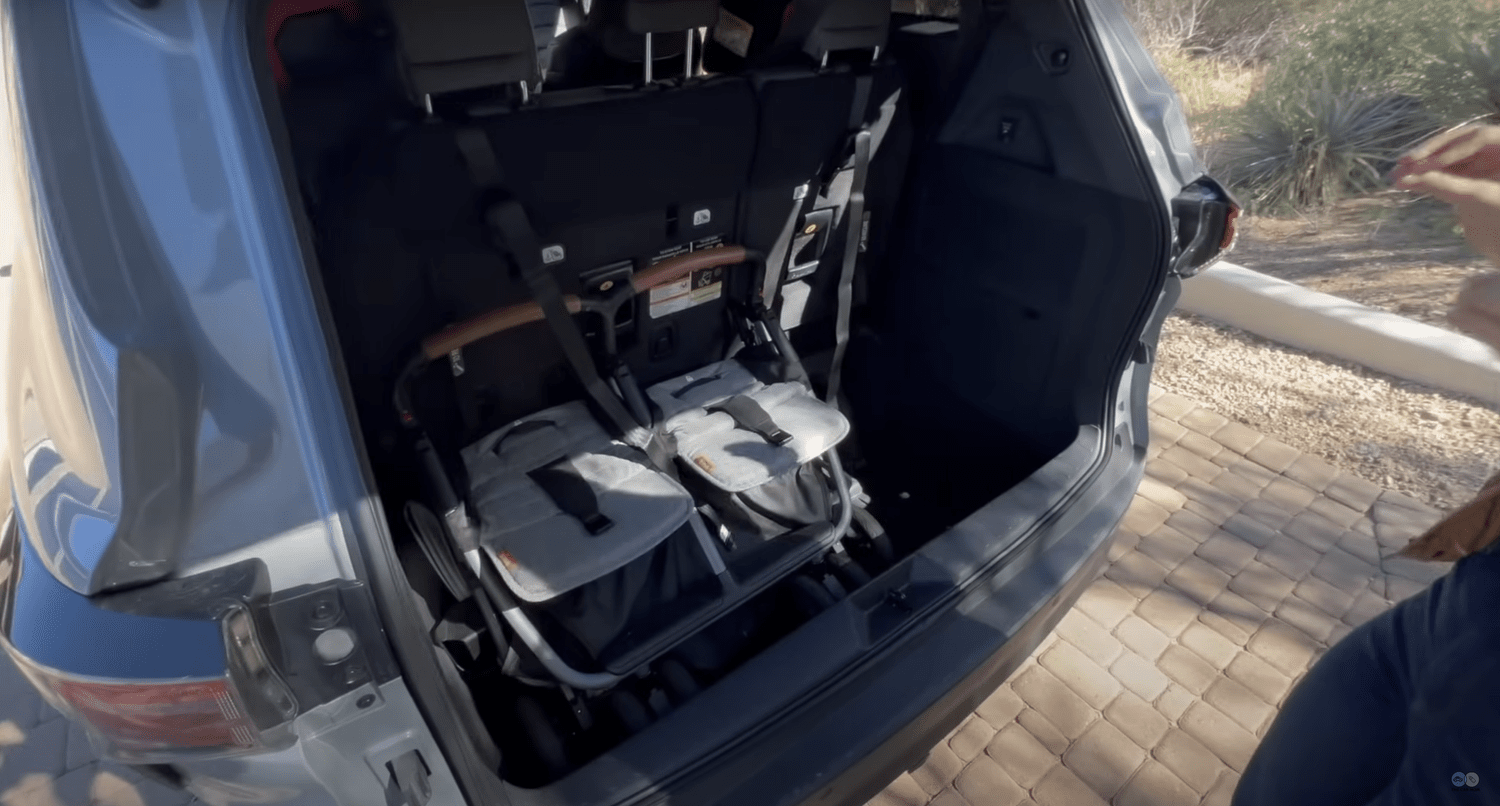 2023 Toyota Sienna Review — The Car Mom | Car Reviews & Car Buying Tips ...