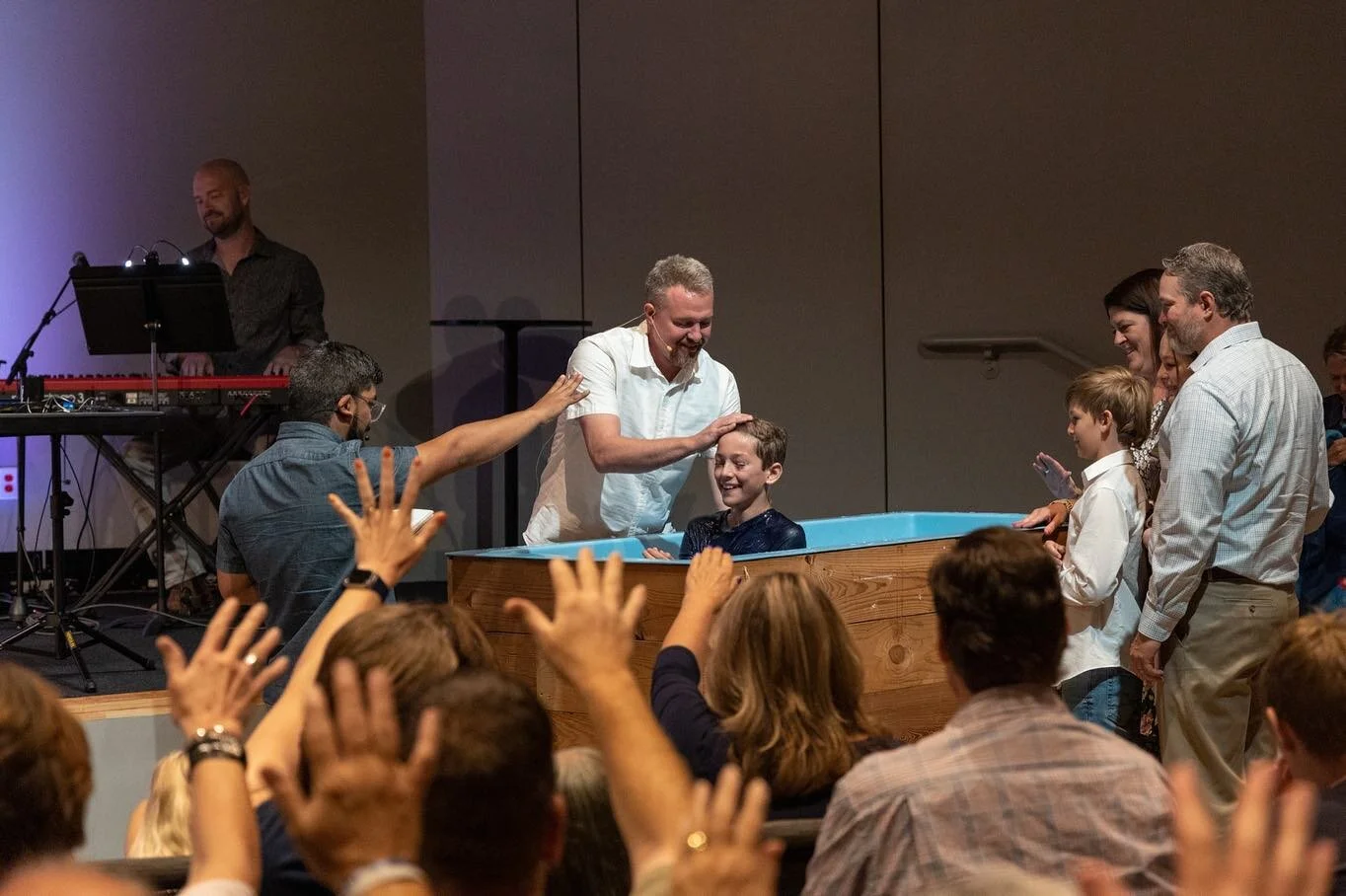 Redeemer Church | Manvel, TX