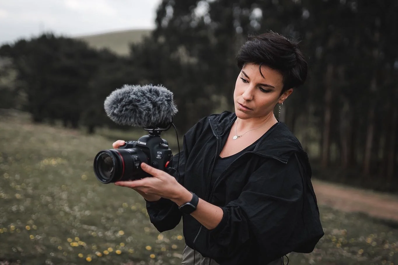 LAURA BC | Photographer & Creative Director