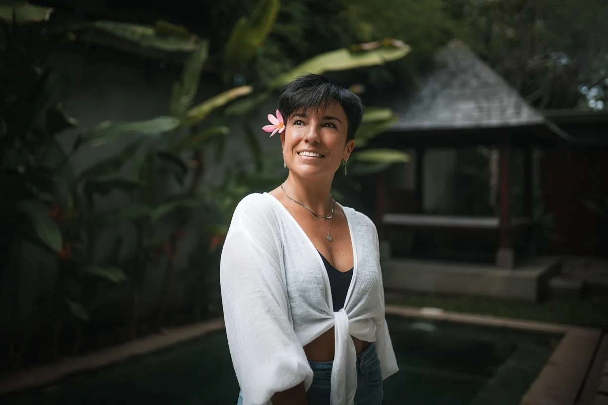 LAURA BC | Photographer & Creative Director