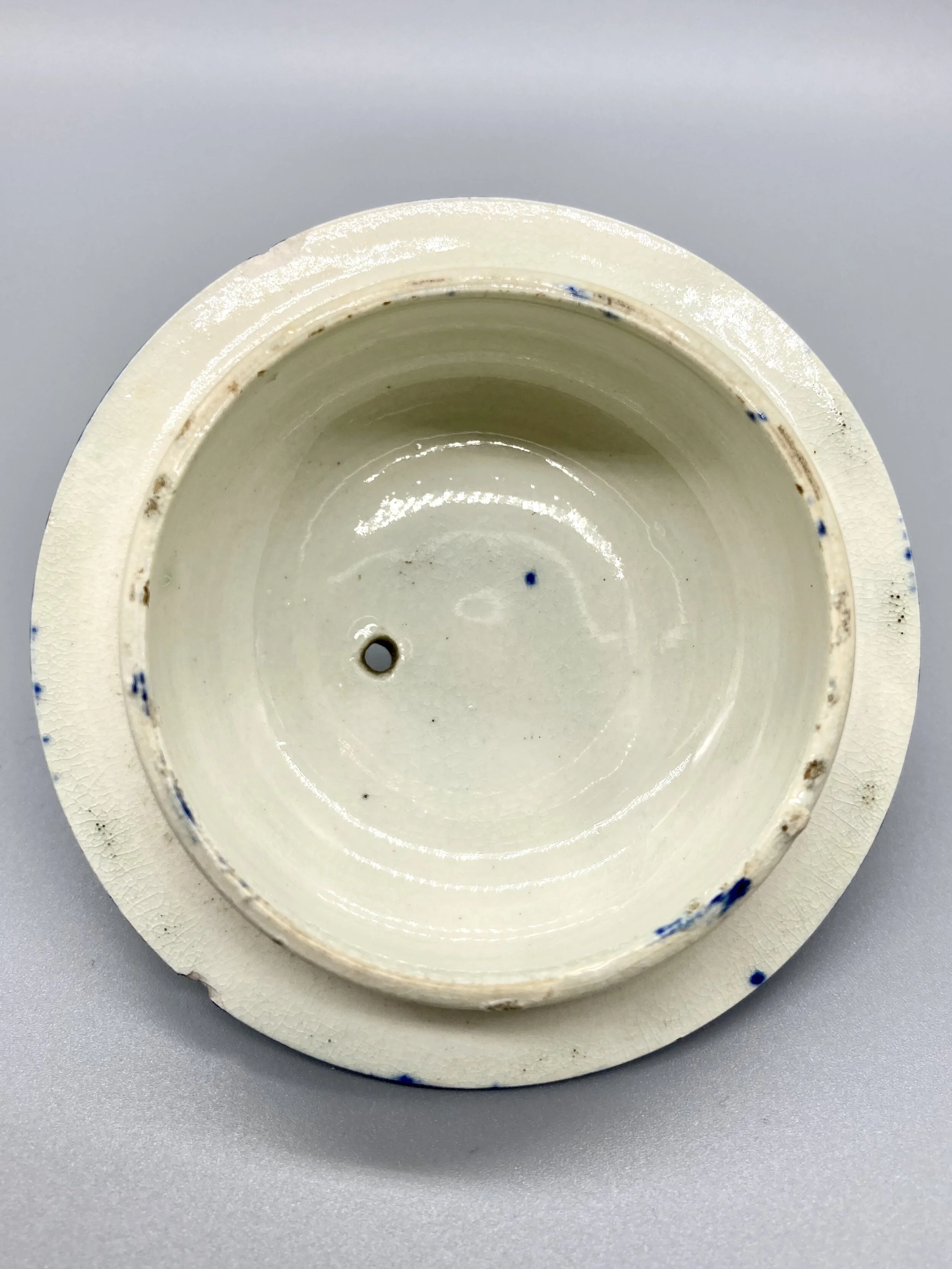 New Hall Porcelain Teapot, Boy in the Window Pattern 425, c1810