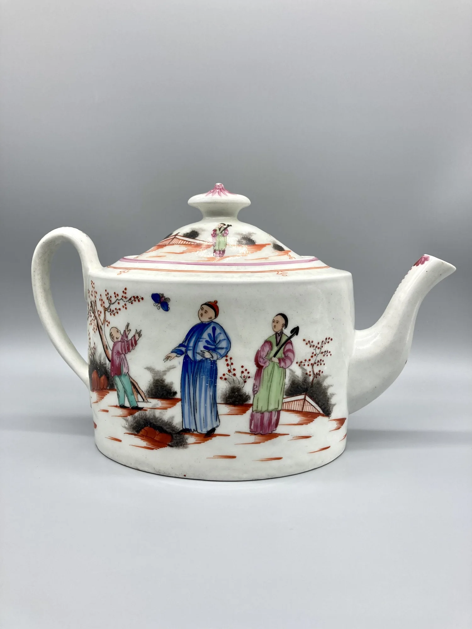 New Hall Porcelain Teapot Stand, Tobacco Pattern 490, circa 1800