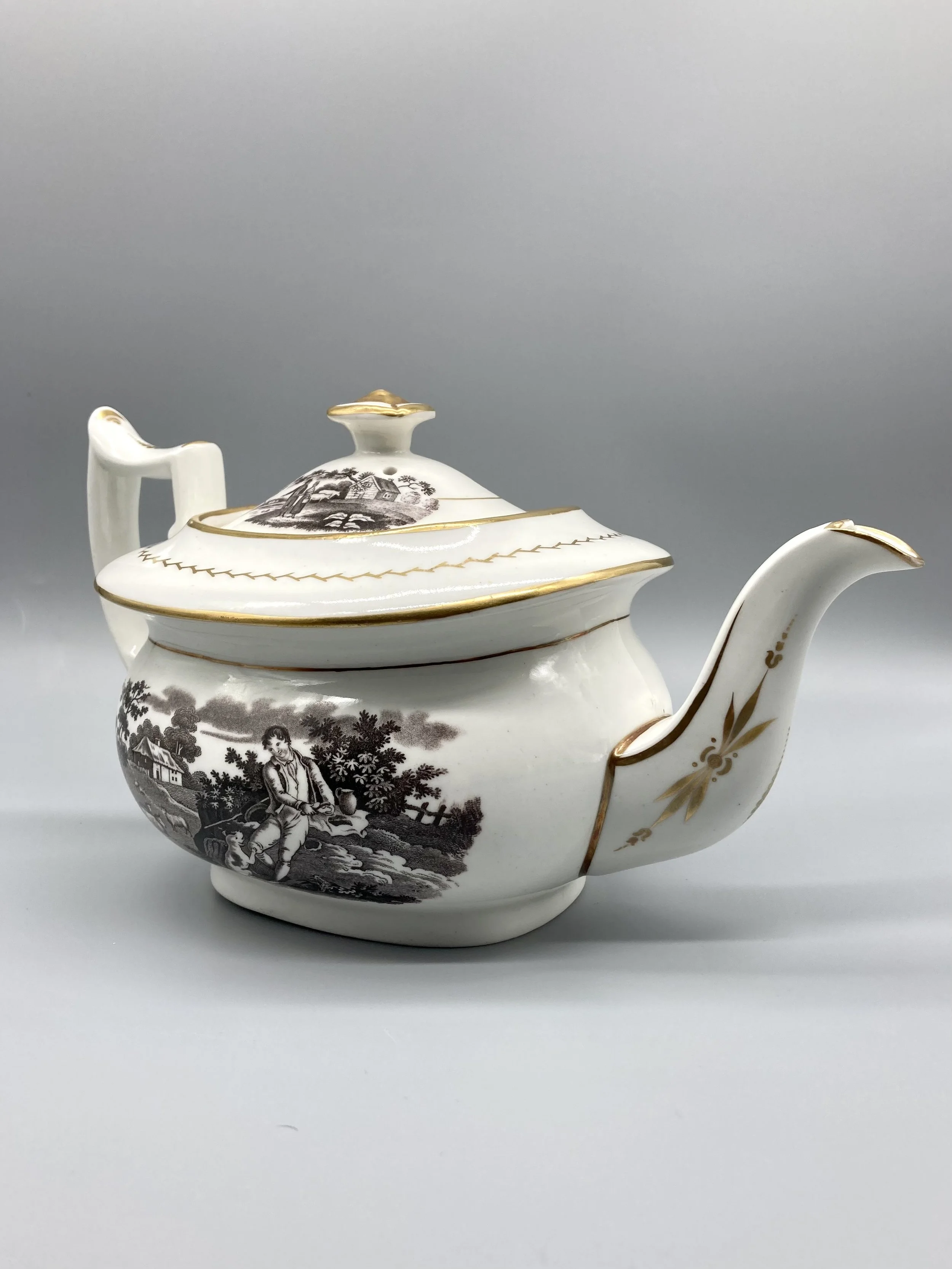 New Hall Porcelain Teapot, Boy in the Window Pattern 425, c1810