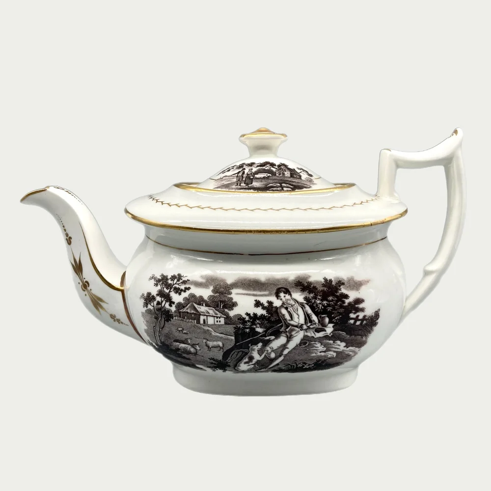 New Hall Porcelain Teapot, Boy in the Window Pattern 425, c1810