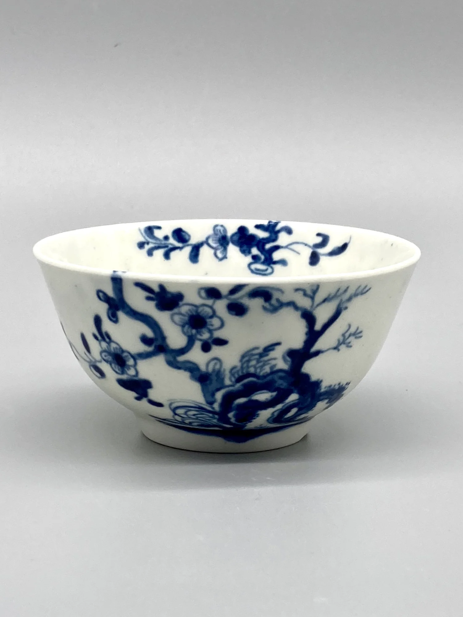 Early Worcester Porcelain Teabowl & Saucer, Fence Pattern, c.1770-80