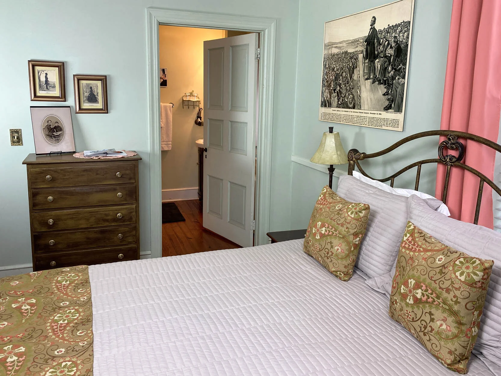 Lincoln Room — The Lightner Farmhouse B&B