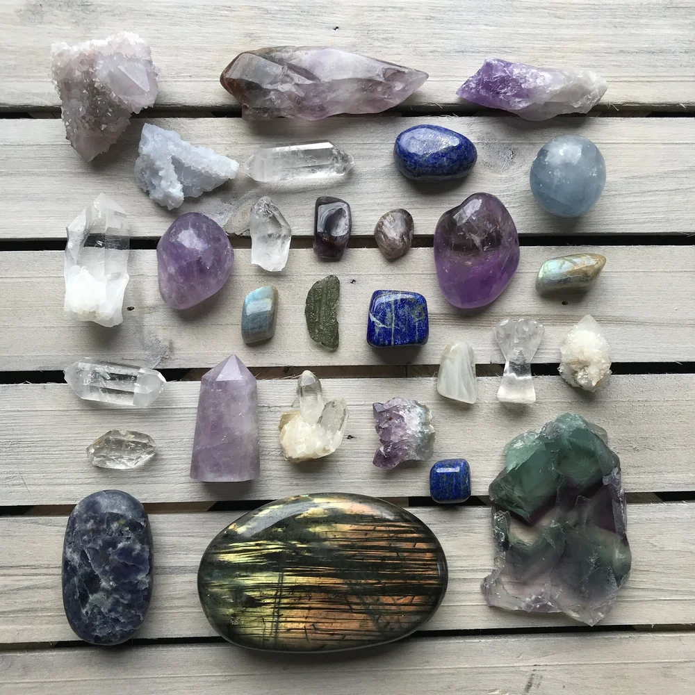 Crystal Reference Guide - Free — The Grove Apothica