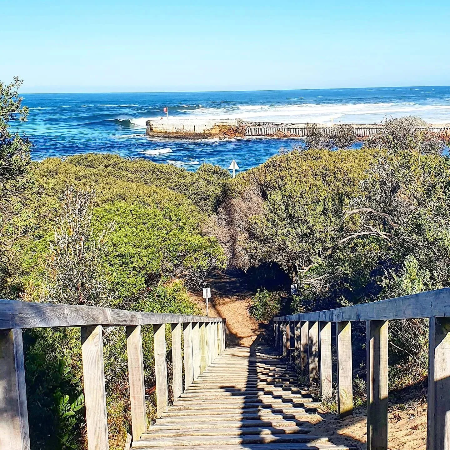 Experience Lakes Entrance - East Gippsland — Beachcomber Holiday Units ...