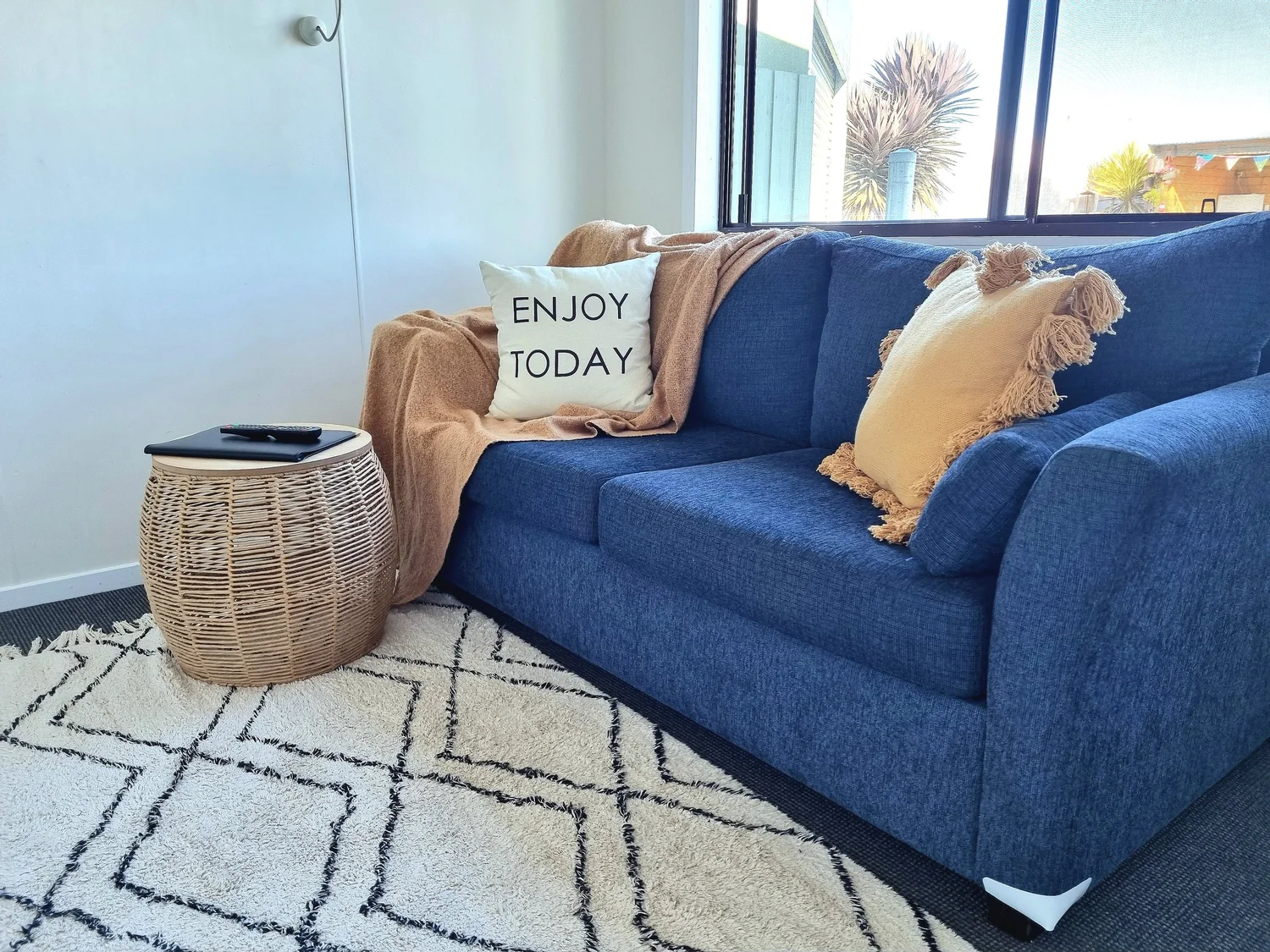Unwind in Style and Comfort at Beachcomber Holiday Units - Your Premier ...