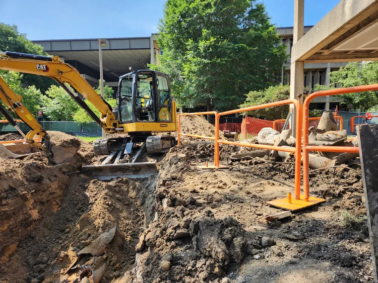 UIC Taft Hall Renovation Mechanical Piping Construction — Autumn ...