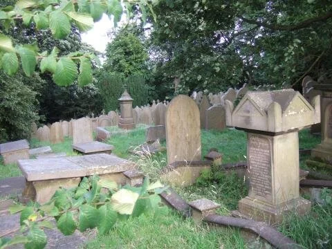 cemetery — How to Spell