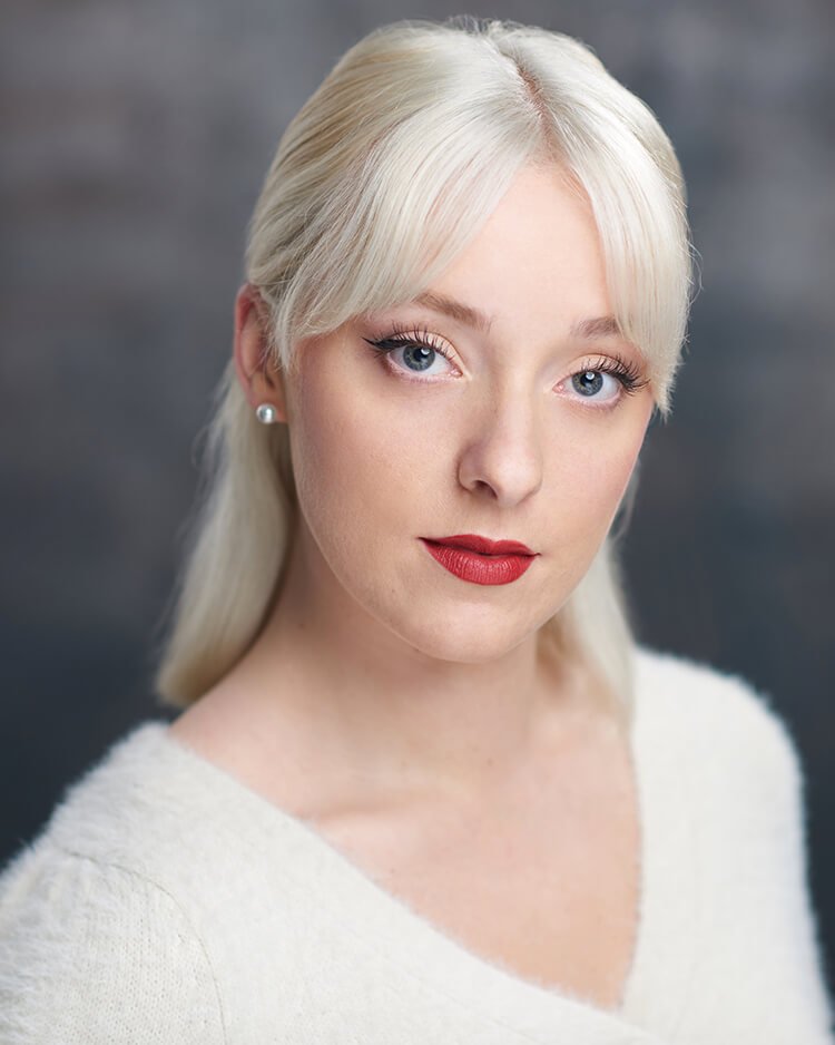 Shoot Me Now | Professional Headshot Photographer