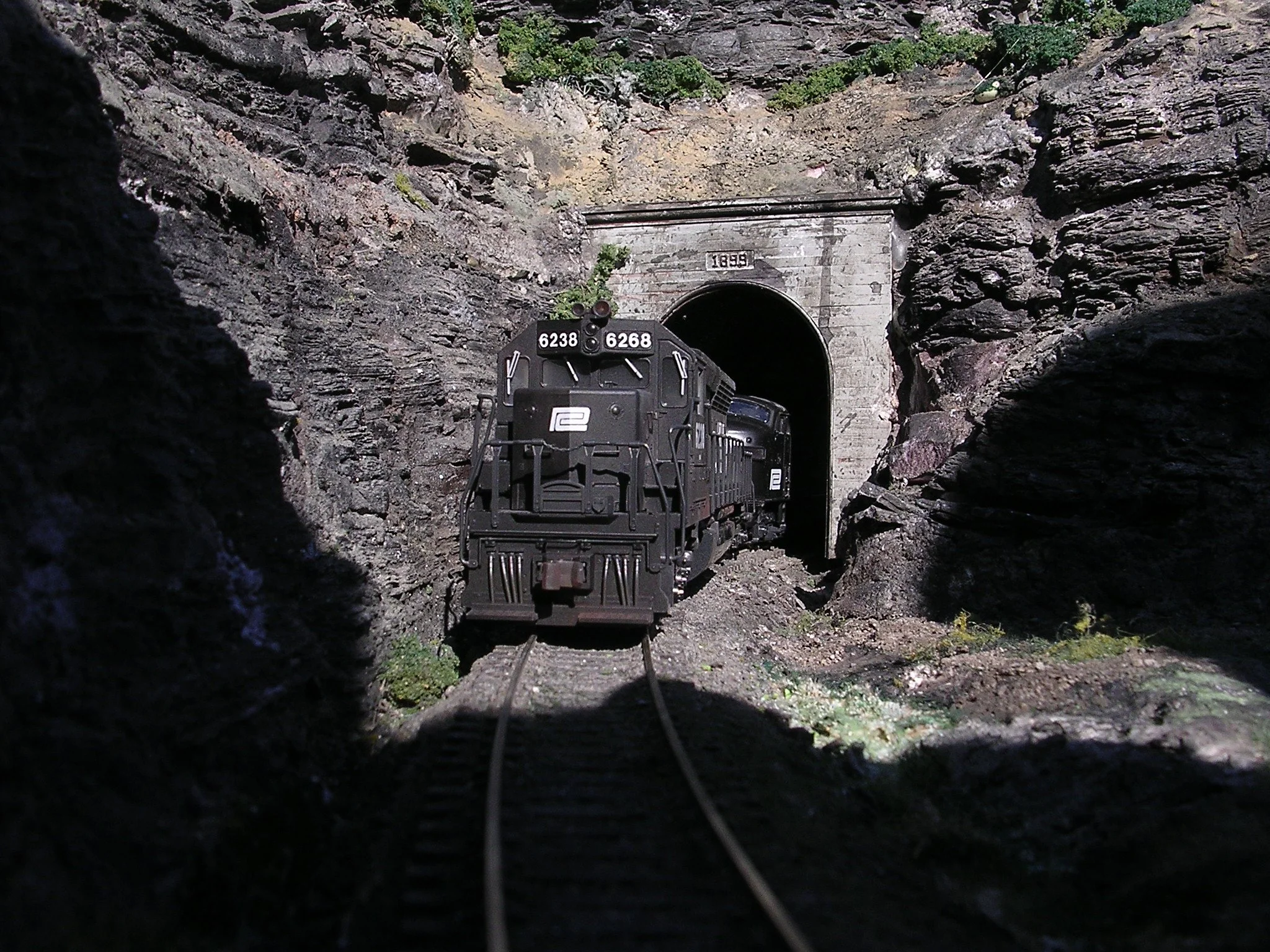 Model Railroad Display Ideas — CRIPPLEBUSH VALLEY MODELS