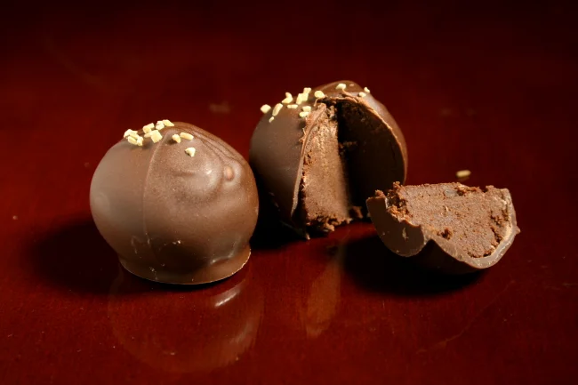 Truffle Guide — Roni-Sue's Chocolates cacoa, pig candy, cocktail ...