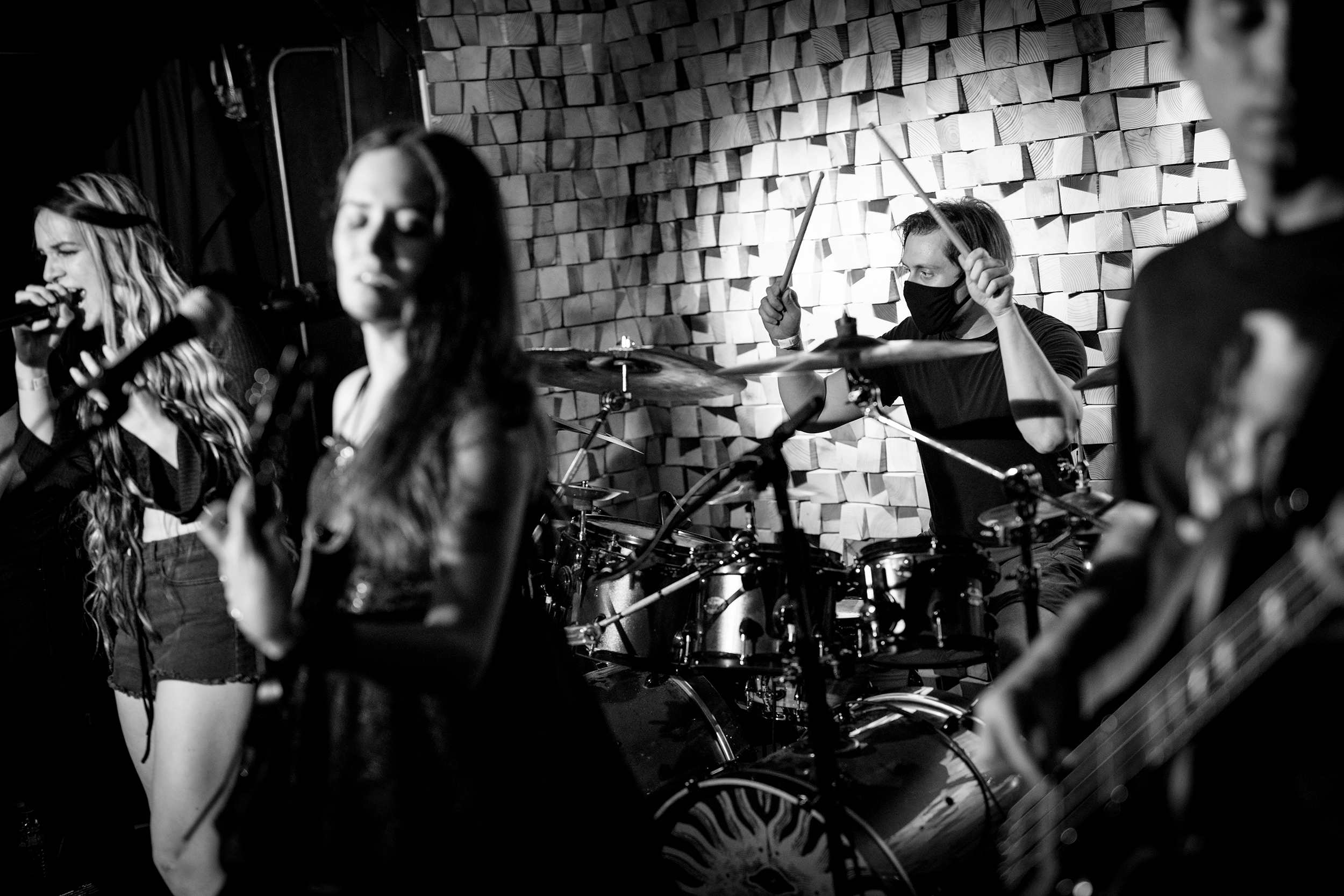 Embrium Band Photos — Embrium Official Website